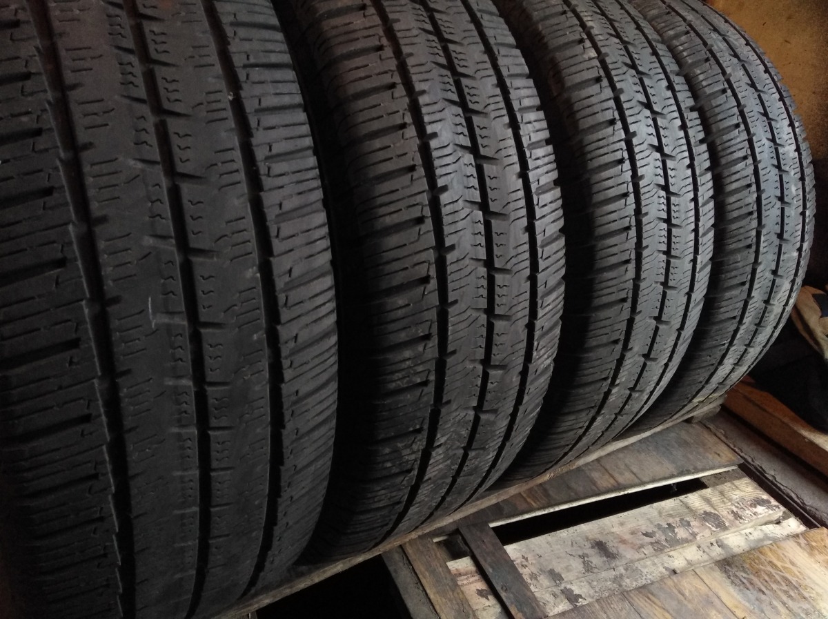 Купить зимние шины б/у GoodYear Cargo G 26 215/65 R16C 10% в Киеве ...